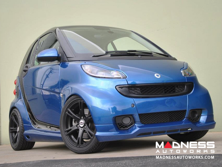 MADNESS Edition smart car blue - Customization